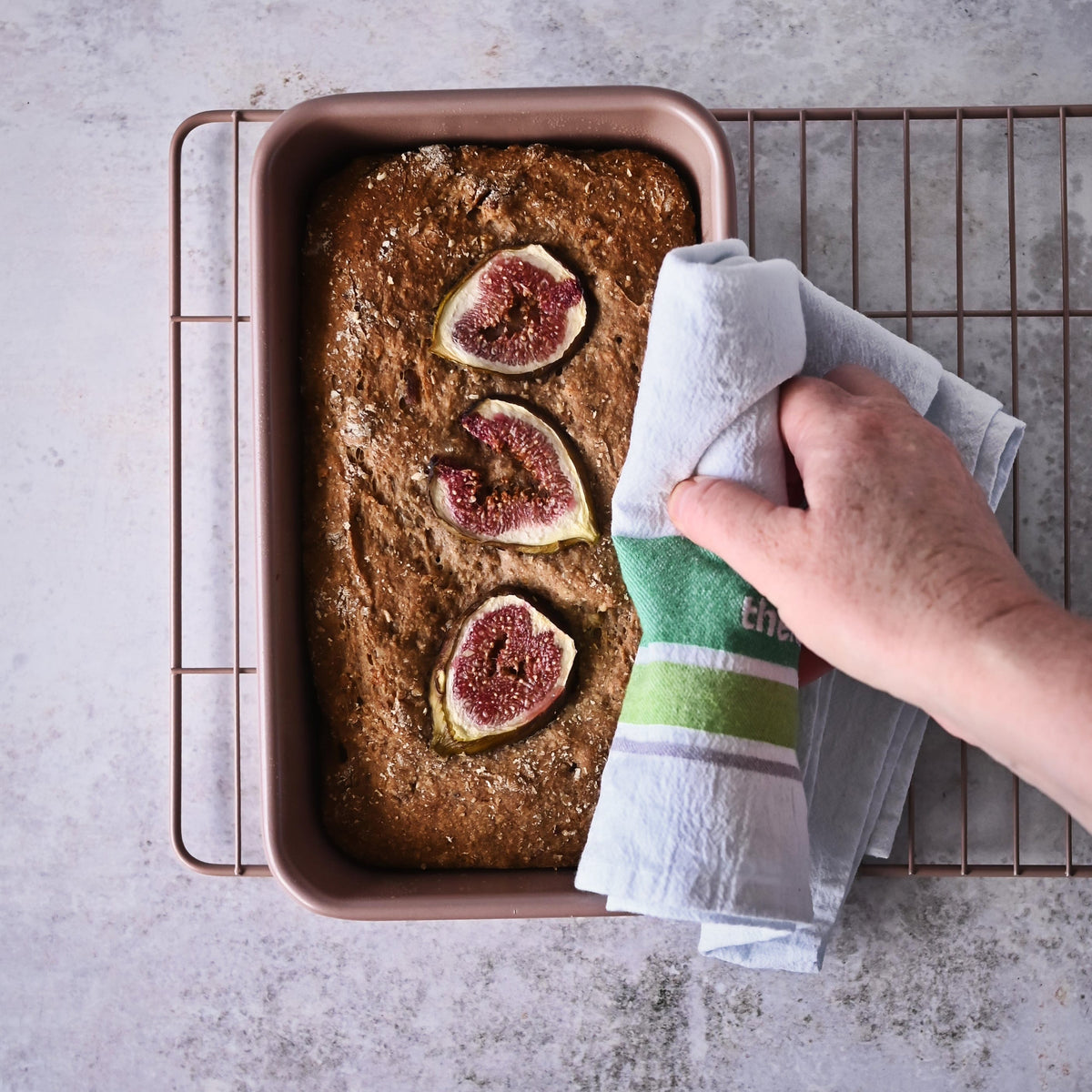 Loaf Pan - Rose Gold Non-Stick Bread Pan + Tin