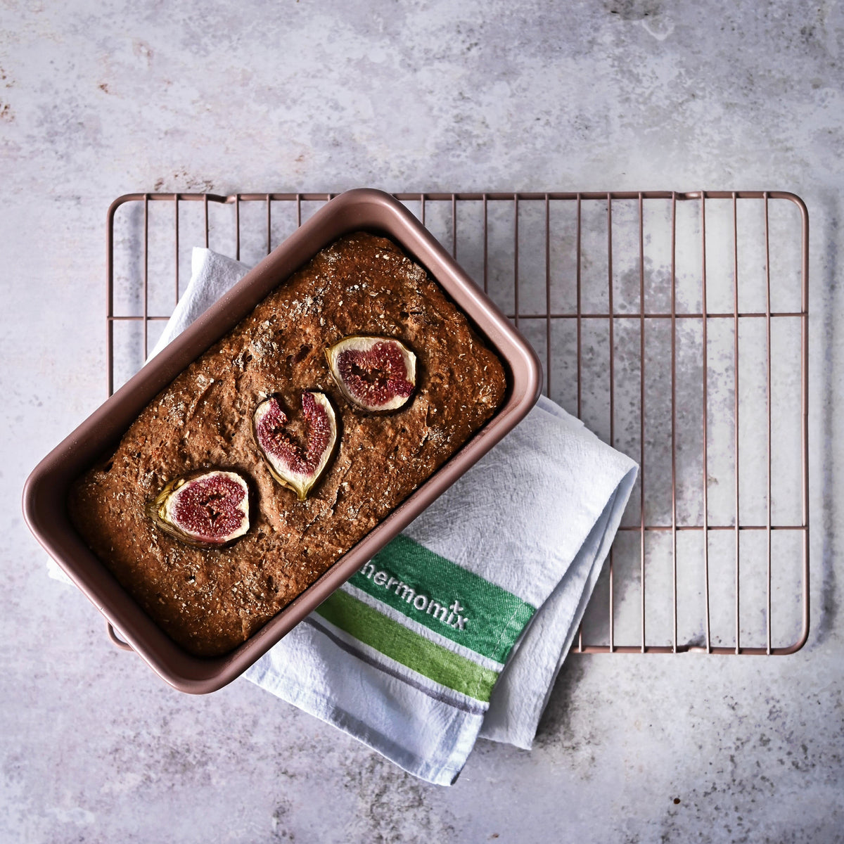 Loaf Pan - Rose Gold Non-Stick Bread Pan + Tin